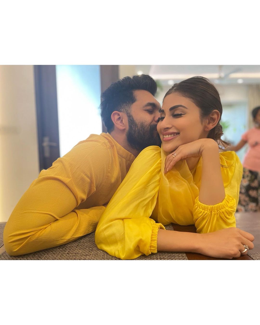 Mouni Roy Shares Passionate Kiss With Husband Suraj Nambiar, Check Out ...