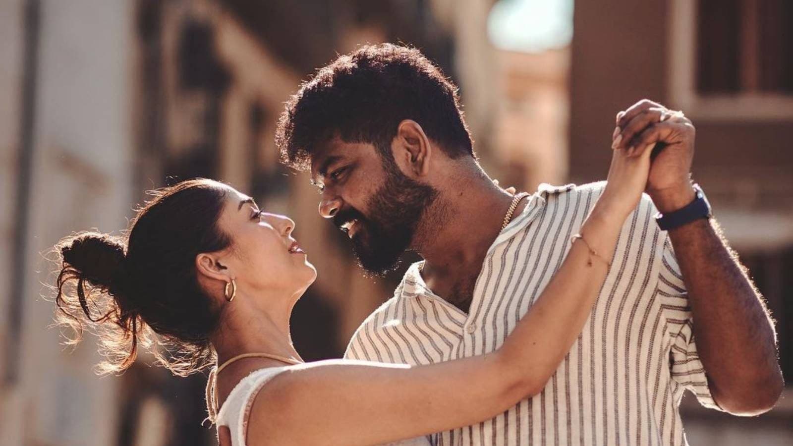 Nayanthara And Vignesh Shivan's Romantic Photos From Spanish Holiday ...