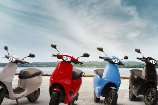 Ola Electric Sets up First Experience Center in Chennai, Plans to Set ...