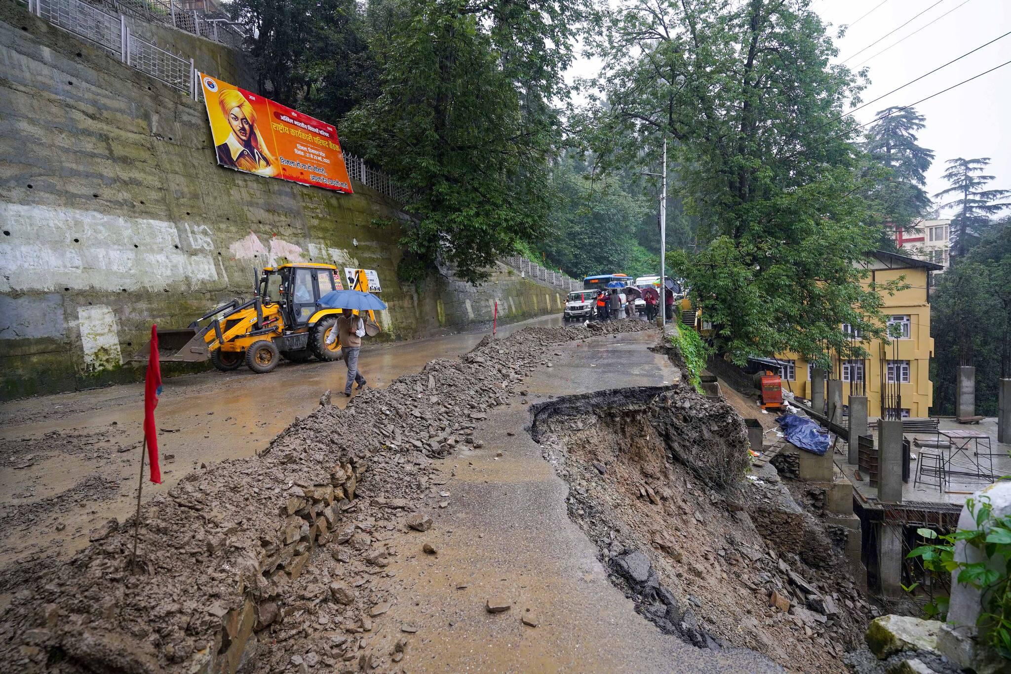 IN PICS | Flash Floods, Landslides Wreak Havoc in Himachal Pradesh, Uttarakhand - News18
