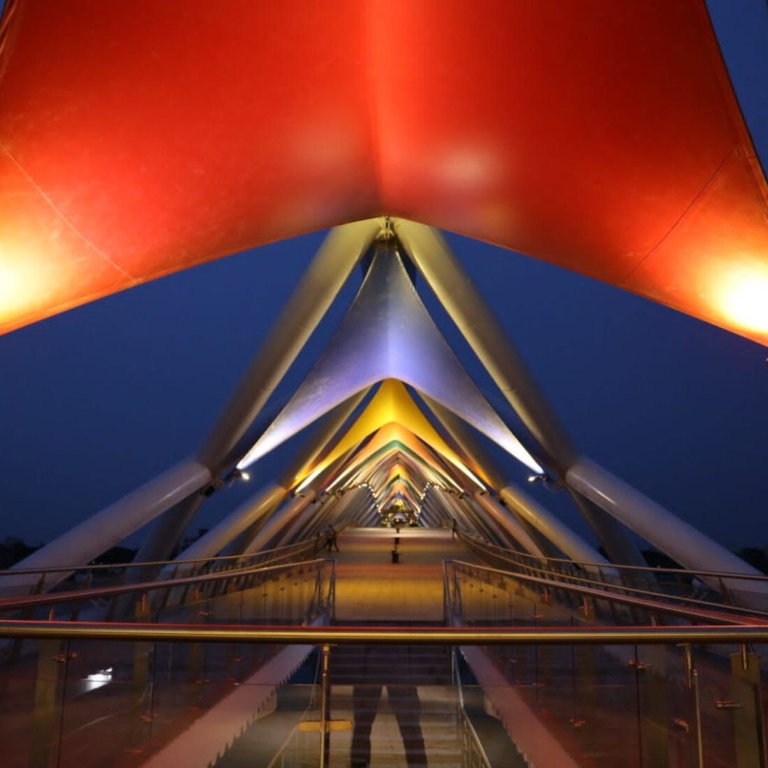 PM Modi to Inaugurate 'Marvel' Atal Bridge at Iconic Sabarmati ...