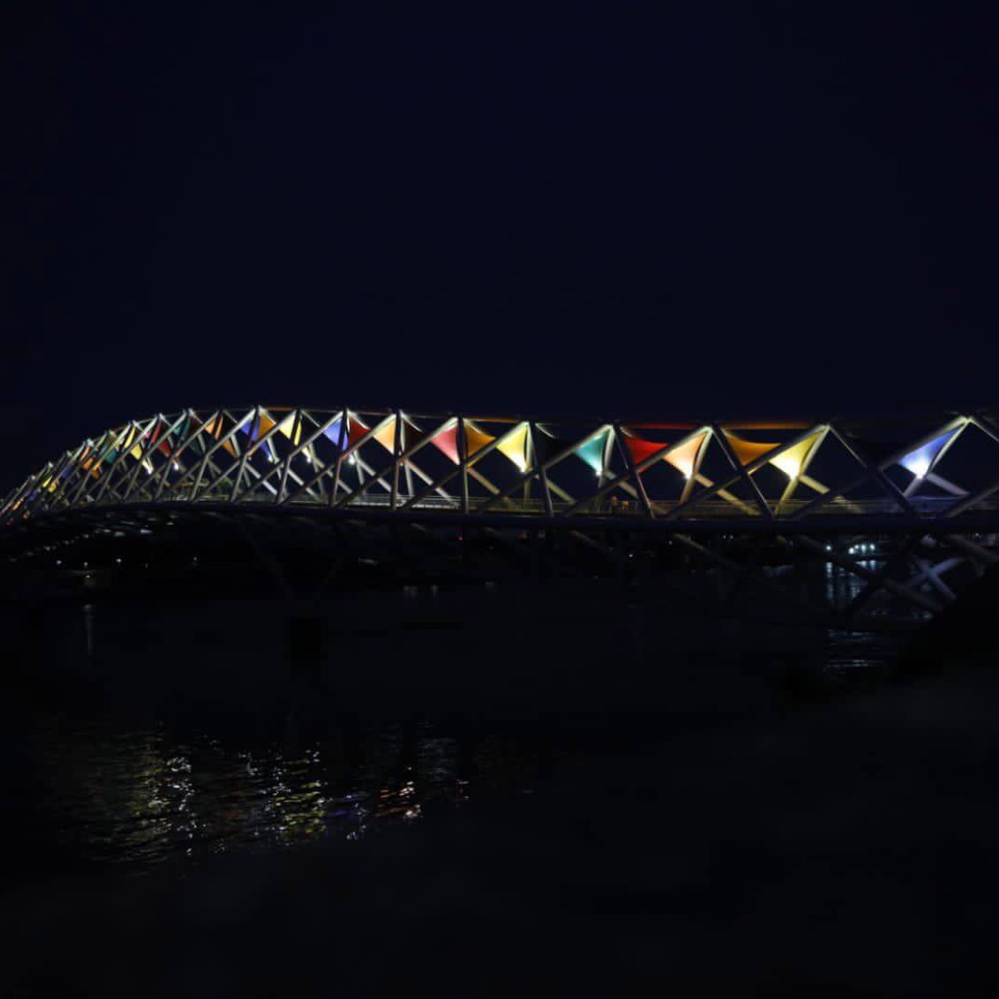 PM Modi to Inaugurate 'Marvel' Atal Bridge at Iconic Sabarmati ...