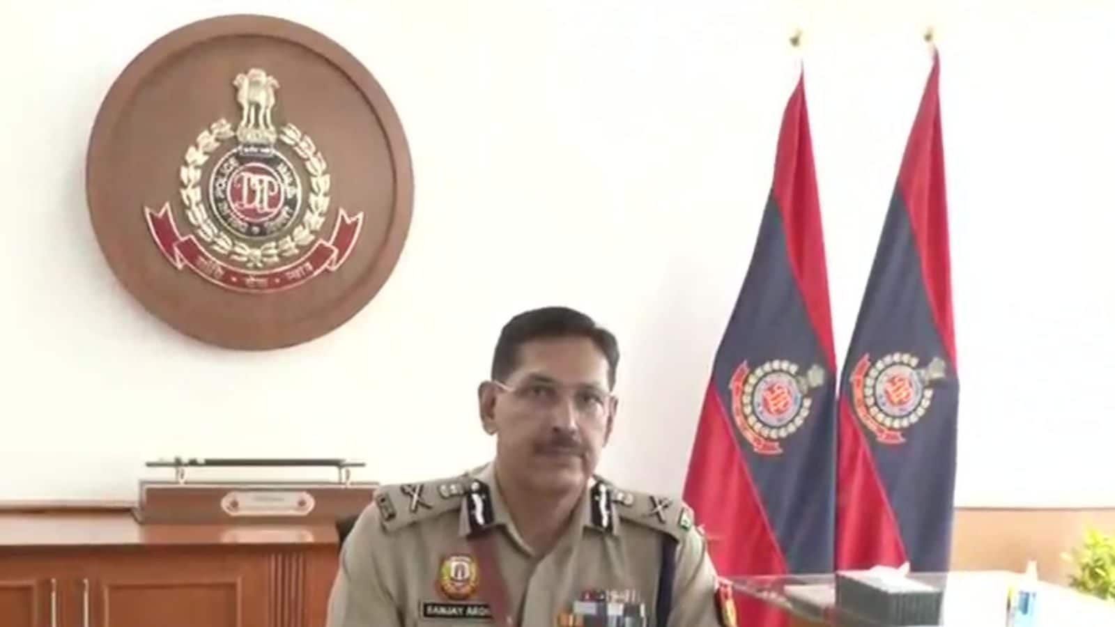 Senior IPS Officer Sanjay Arora Takes Charge as Delhi Police ...