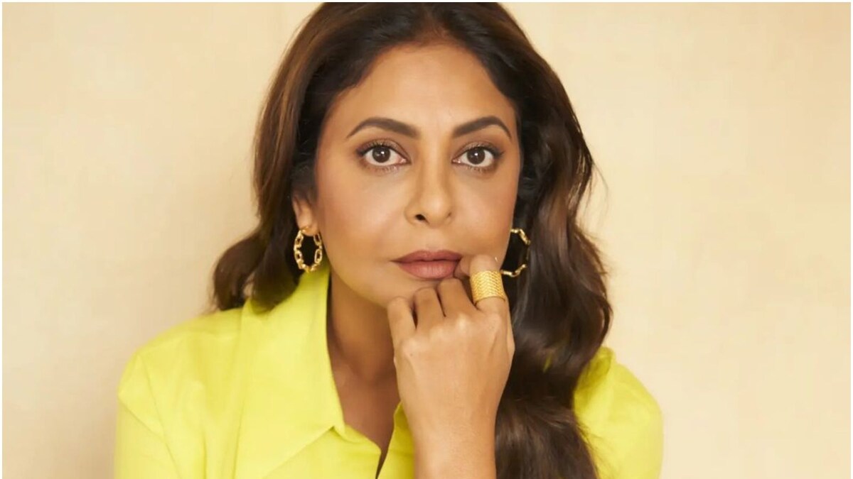 Shefali Shah Says 'I Am a Woman, Apparently a Strong One' As She Talks ...