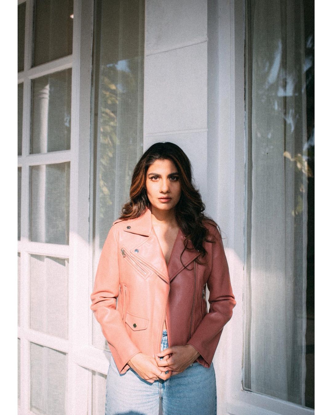 Shreya Dhanwanthary’s These Sunkissed Pictures Will Steal Your Heart ...