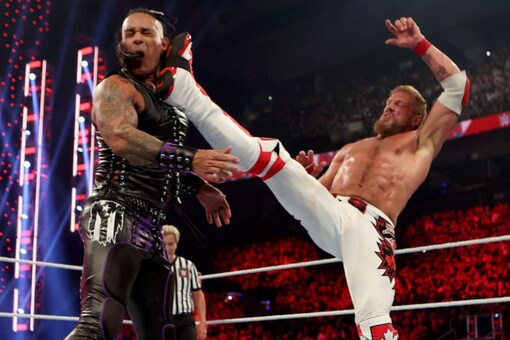 WWE RAW Results: Edge Marks Glorious Homecoming, Crushes Damien Priest ...
