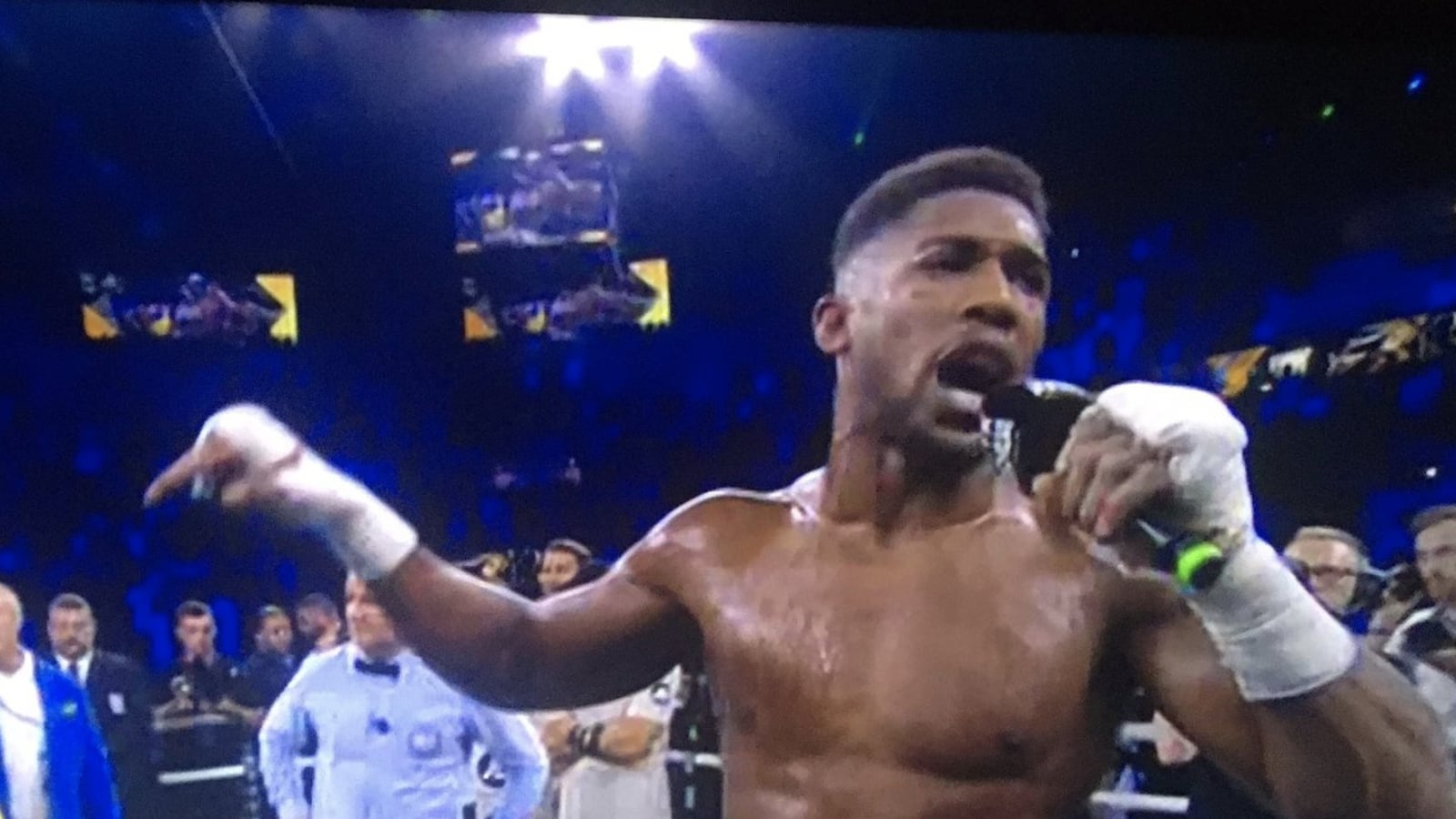 Boxer Anthony Joshua Apologises for Rant after Heavyweight Title Defeat ...