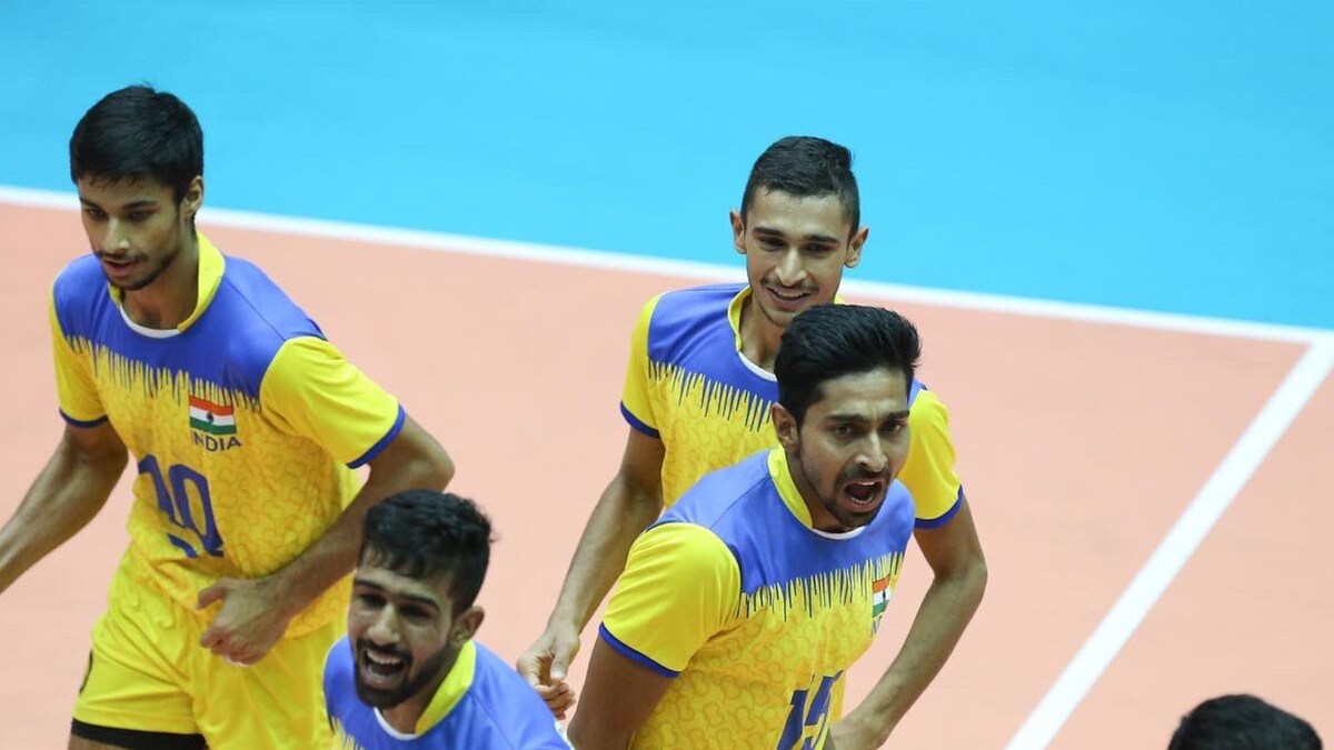 Indian Men's U-18 Volleyball Team Win Bronze Beating Korea 3-2 - News18