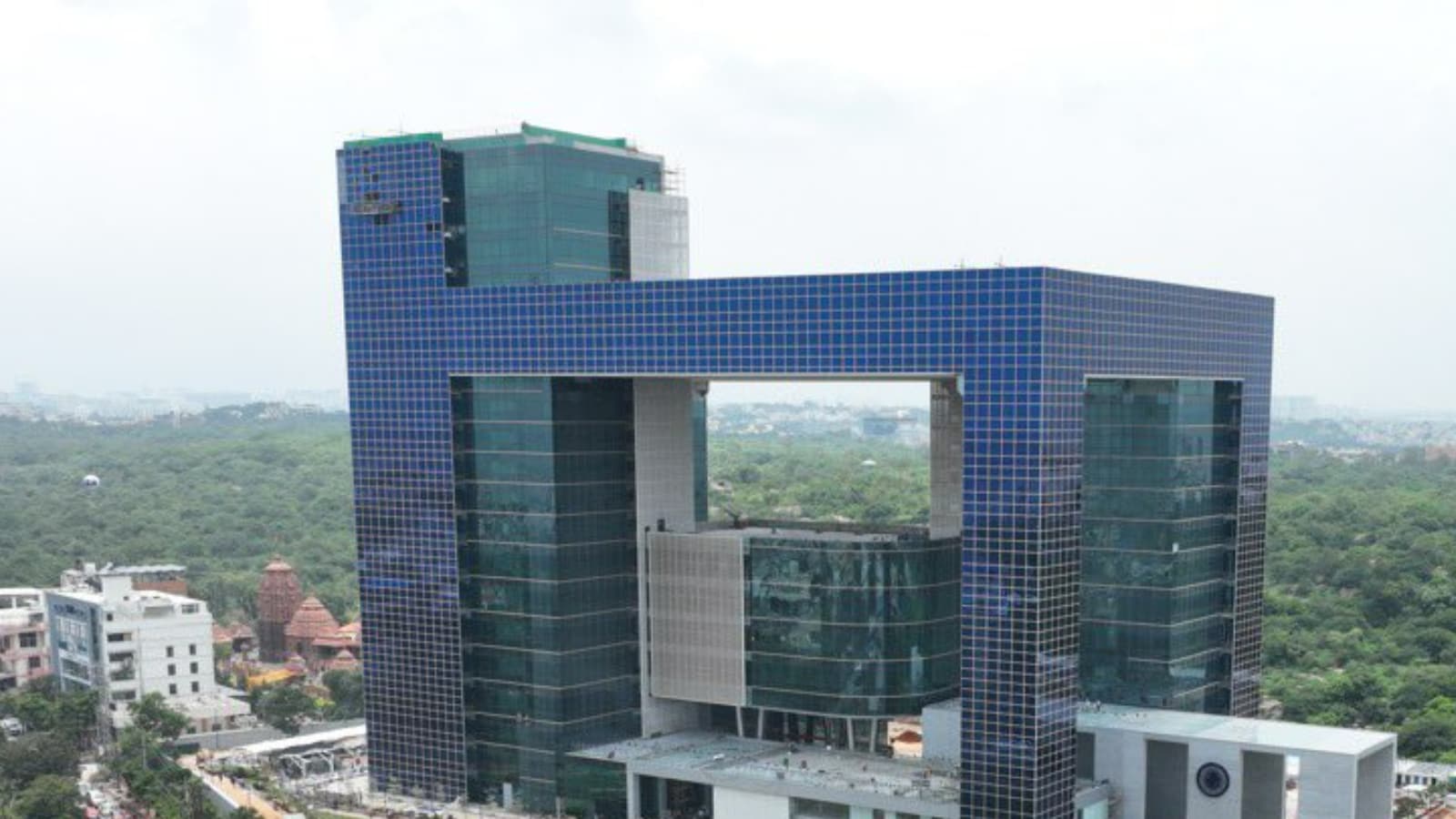 Opening The 'Third Eye': KCR Inaugurates Hi-tech Police Command Centre ...