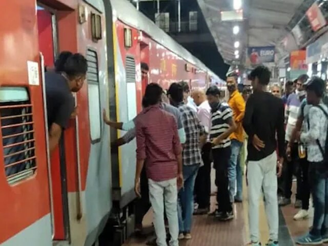 Bandra Terminus Humsafar Express To Get Additional Sleeper Coach ...