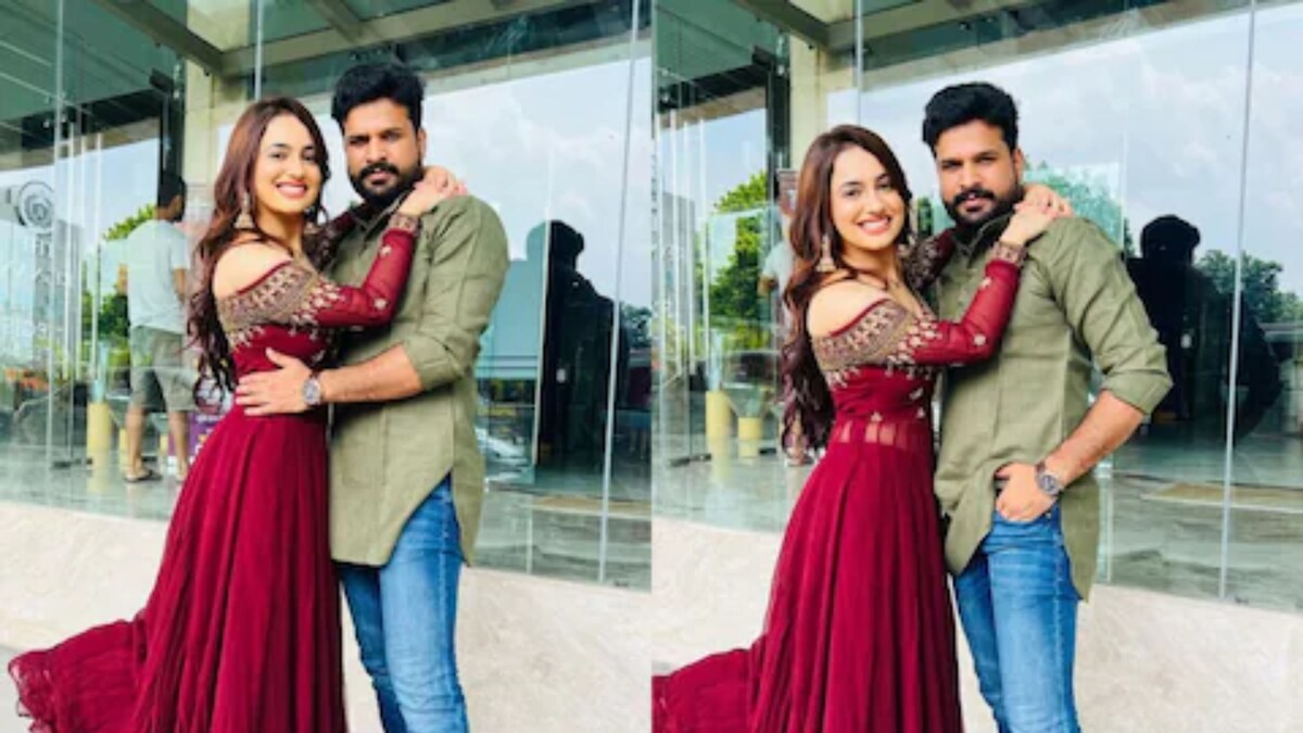 Bhojpuri Actress Priyanka Rewri Shares Photo With Co-Star Ritesh Pandey ...