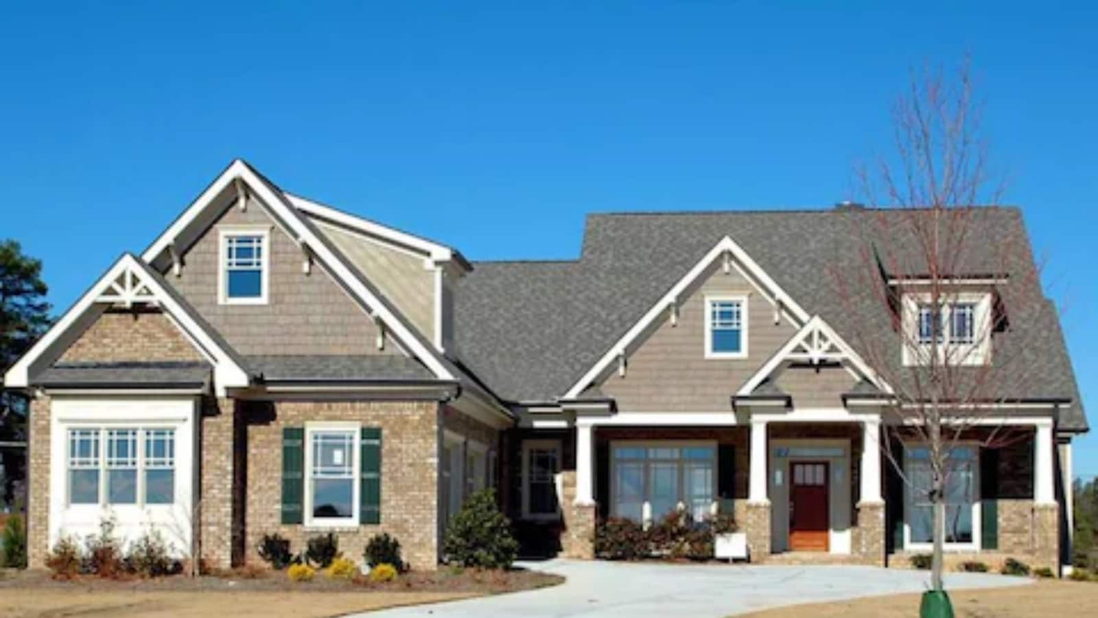 This Nevada Woman Became The Owner of 85 houses, All Because of a Typo ...