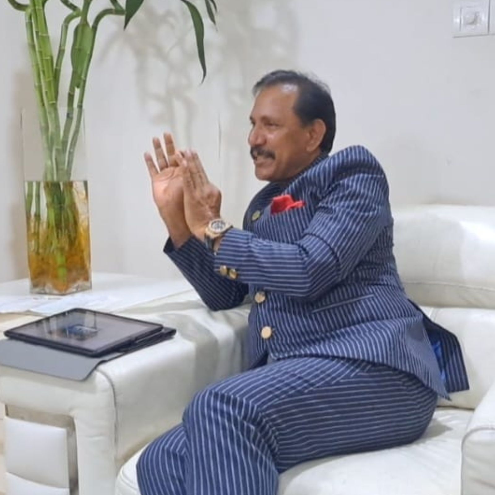 KGF Babu, K’taka’s Richest Politician, to Donate Rs 350 Cr to ...