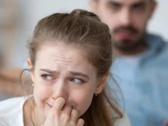 What Is Anxious Attachment In Dating And What Does It Look Like? - News18