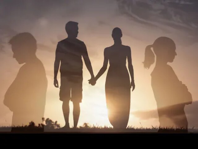 What is Emotional Distance? What Causes it - News18