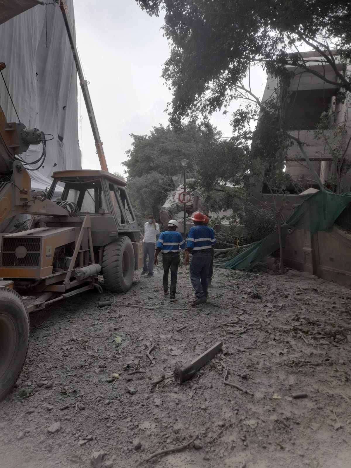 Noida Towers Demolition: Residents Wait for Green Signal to Return Home ...