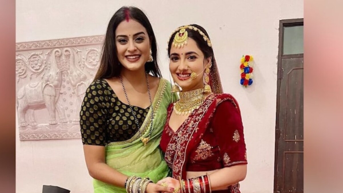 Bhojpuri Actress Priyanka Rewri Drops Stunning Pics With Friend Yamini ...