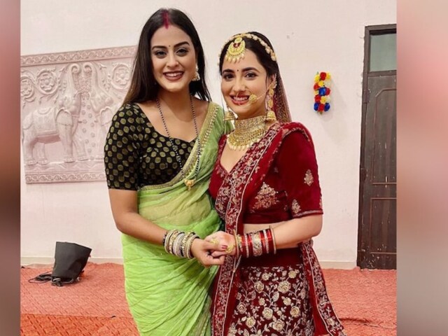 Bhojpuri Actress Priyanka Rewri Drops Stunning Pics With Friend Yamini ...