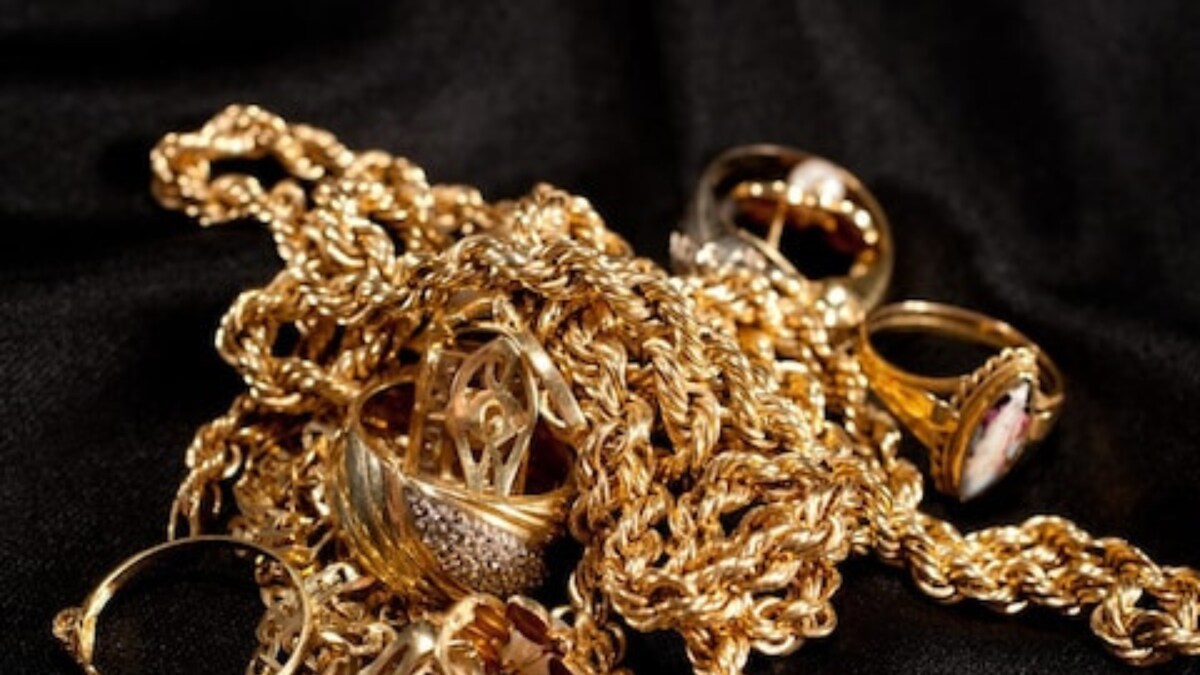 These Simple Jewellery Hacks Will Save You A Lot Of Time - News18