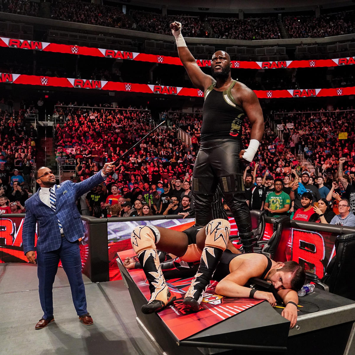 WWE RAW Today's Results in Photos: Bianca Belair Outclasses IYO SKY ...