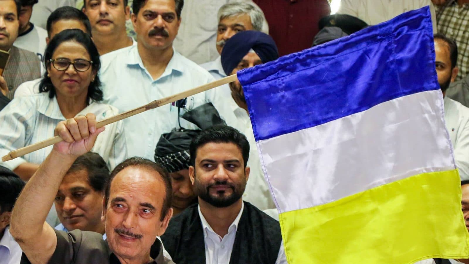 Didn't Consult Any Political Party Before Forming DAP: Ghulam Nabi Azad ...
