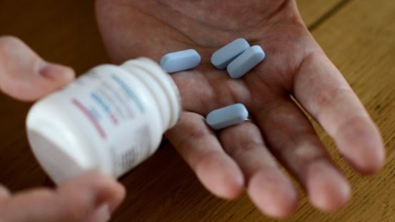 Maha: History-sheeter Held, MD Drug Worth Rs 10 Lakh and Two Country ...