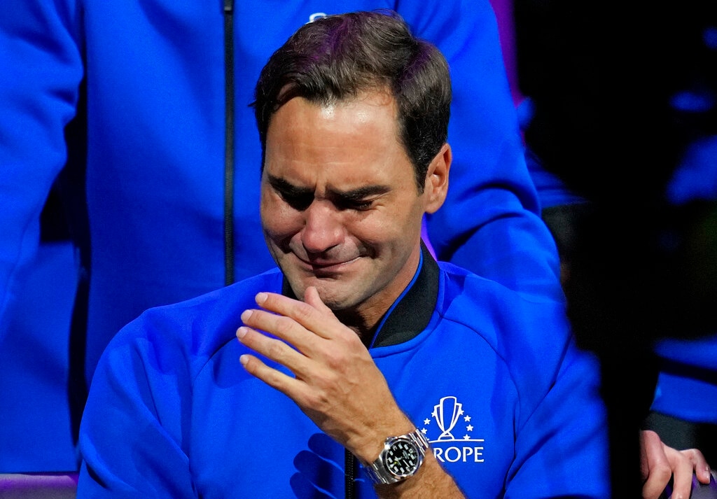 First Sweat and Then Tears! Roger Federer Bids Emotional Goodbye at Laver Cup - News18