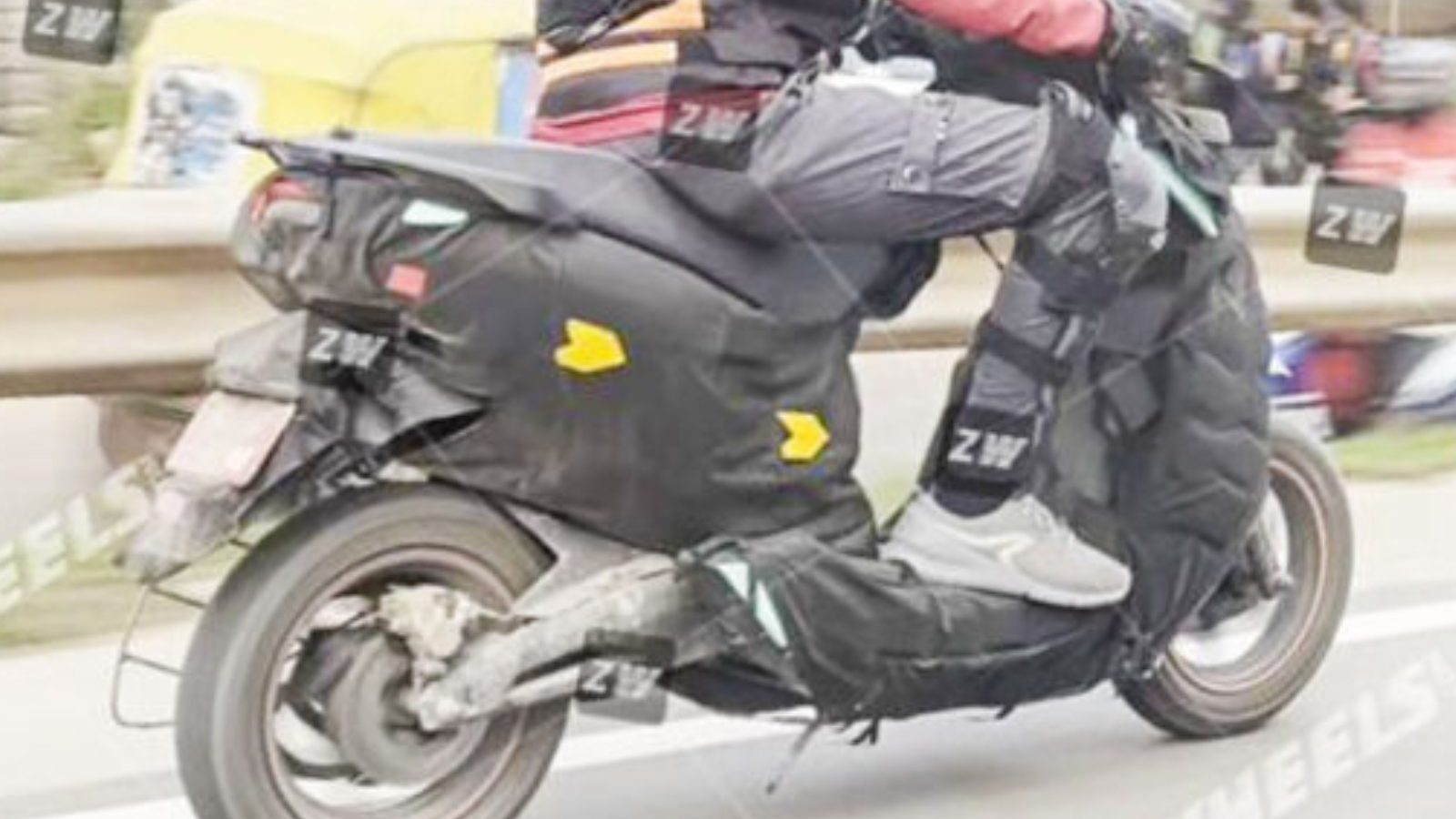 New Ather Electric Scooter Variant Spotted Testing, Likely to be More ...