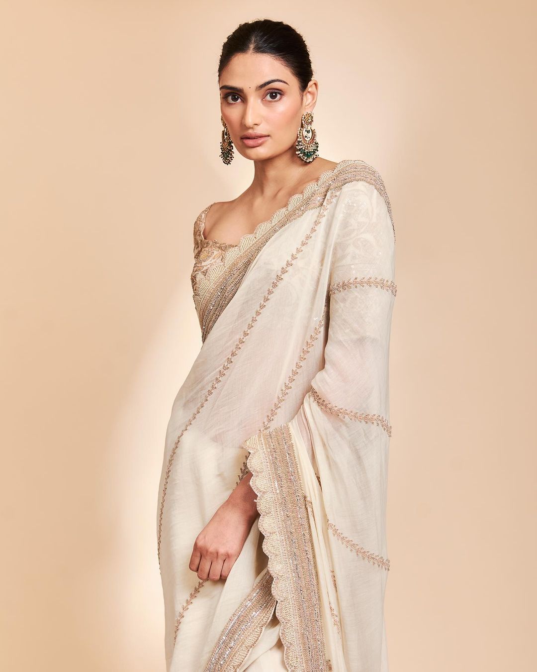 Athiya Shetty Is A Picture Of Elegance In Ivory White Saree, Check Out ...