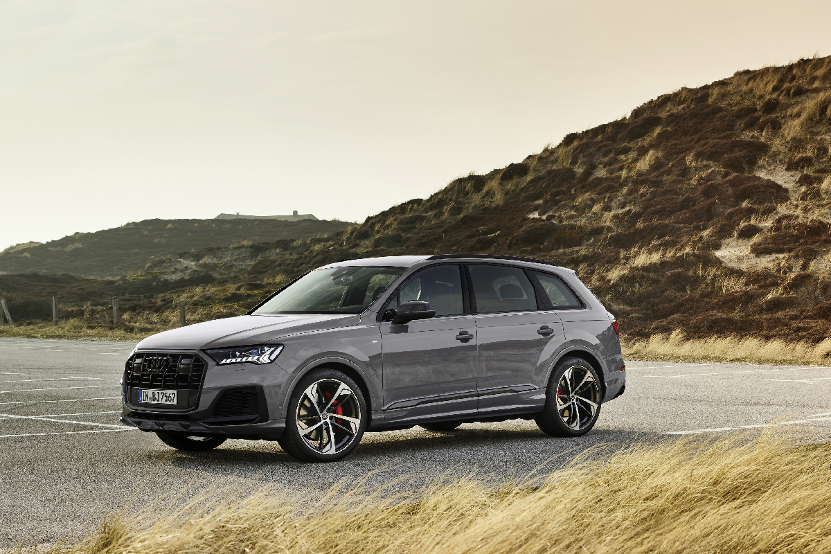 Audi Q7 in Pics: See Design, Features, Interior and More in Detail - News18