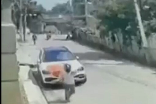 WATCH: UP Labourer Sets Rs 1 Crore Mercedes On Fire Over Unpaid Dues ...