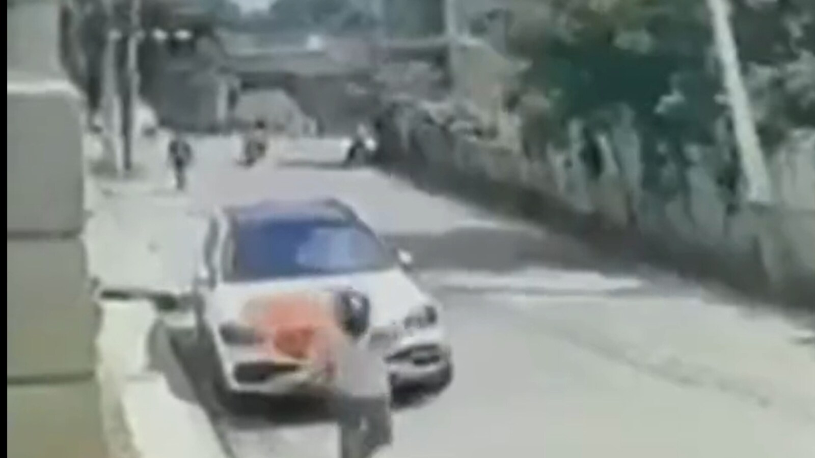 WATCH: UP Labourer Sets Rs 1 Crore Mercedes On Fire Over Unpaid Dues ...
