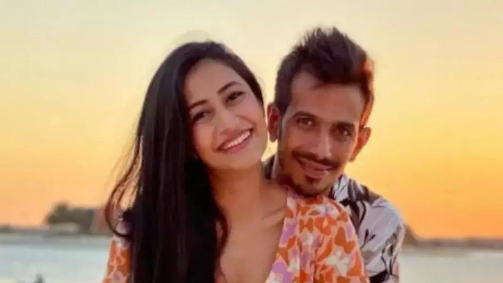 Yuzvendra Chahal Shares Romantic Moments with Wife Dhanashree Verma | Watch | News News - News18