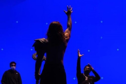 Brahmastra 2: Karan Johar Confirms Dev Actor Has Been Finalised; Is It ...