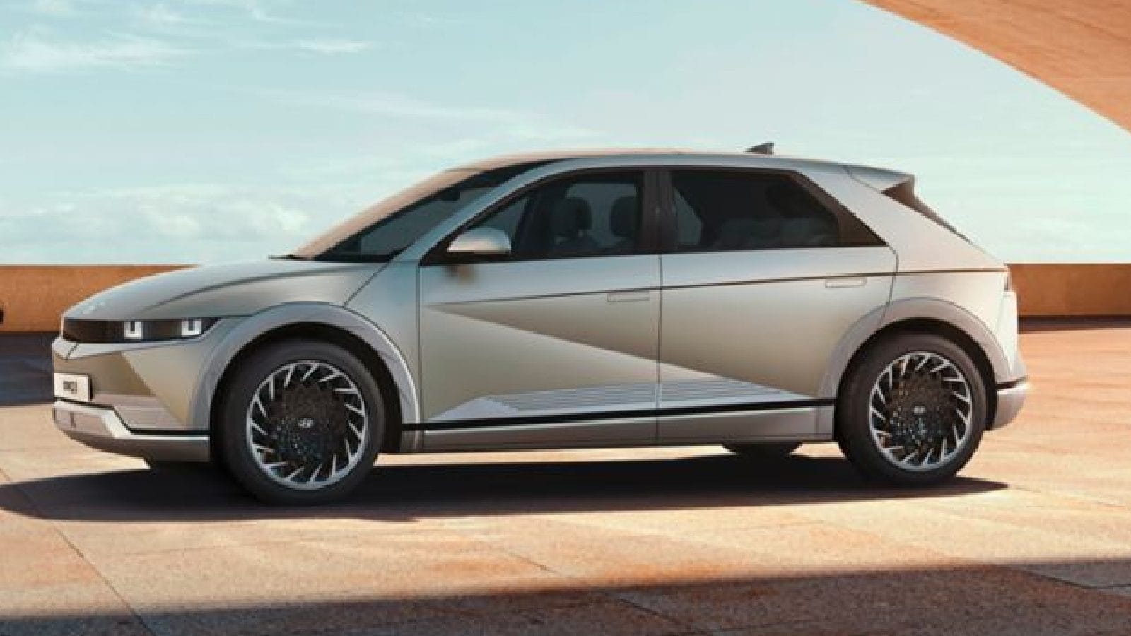 Hyundai Ionic 5 in Pics: Design, Features, Interior and More - News18