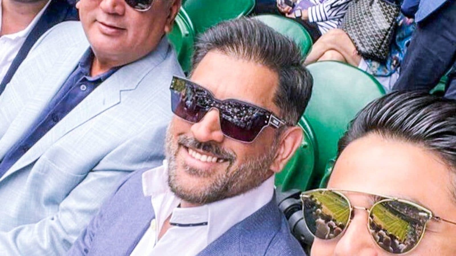 Watch: Indian Cricketing Royalty MS Dhoni and Kapil Dev at US Open ...