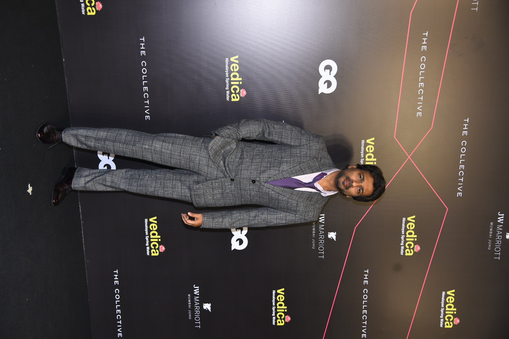 Nora Fatehi, Esha Gupta, Chitrangada Singh, Rhea Chakraborty Steal The ...