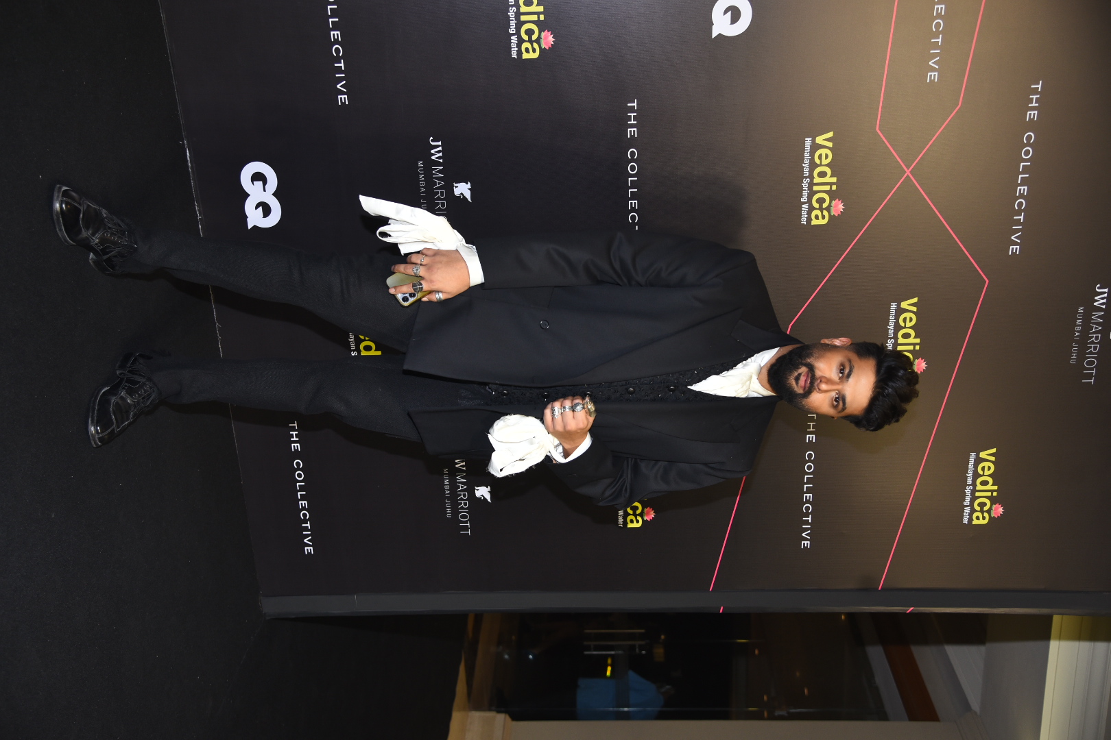 Nora Fatehi, Esha Gupta, Chitrangada Singh, Rhea Chakraborty Steal The ...