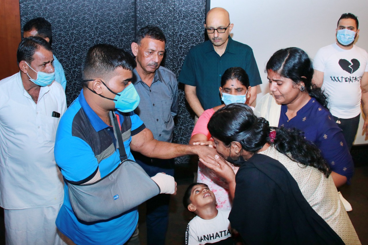 20 Surgeons, 10 Anaesthetists, 5 Rehearsals, 18-Hr Surgery: India's 1st ...