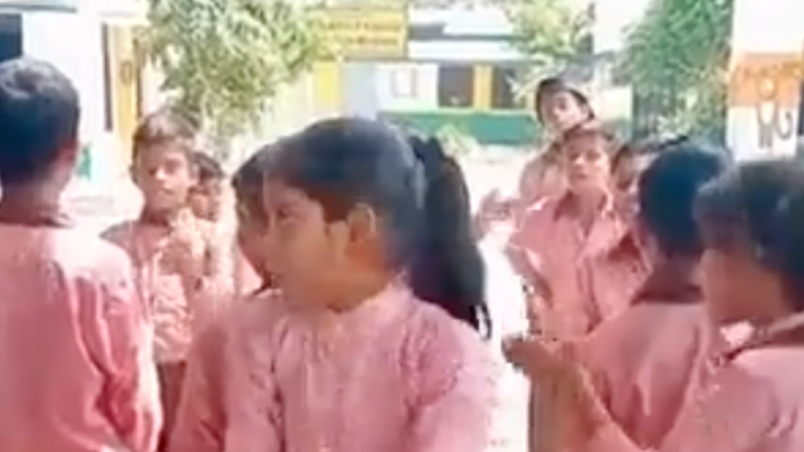 Video of Students Learning Hindi Grammar in the Form of Poetry And ...