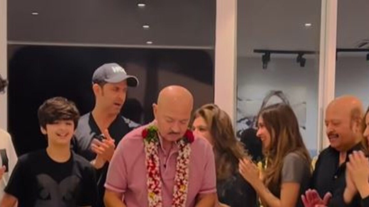 Hrithik Roshan Shares Video From Father Rakesh Roshan's Birthday ...