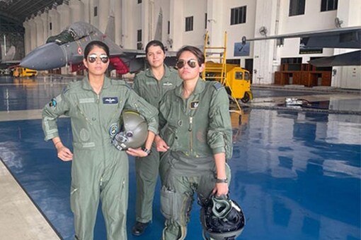 IAF's First Woman Sukhoi-30 Weapons System Operator Says Ready for Any ...