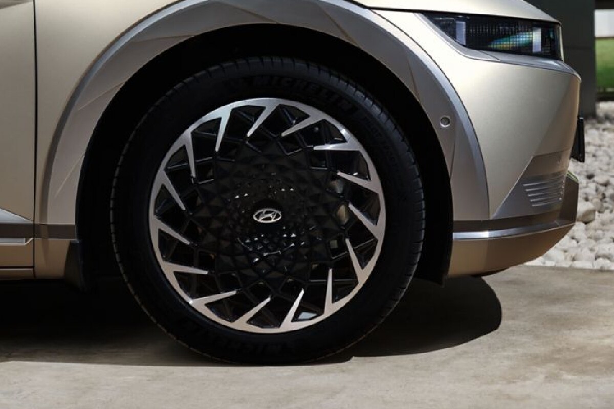 Hyundai Ionic 5 in Pics: See Design, Features, Interior and More in ...