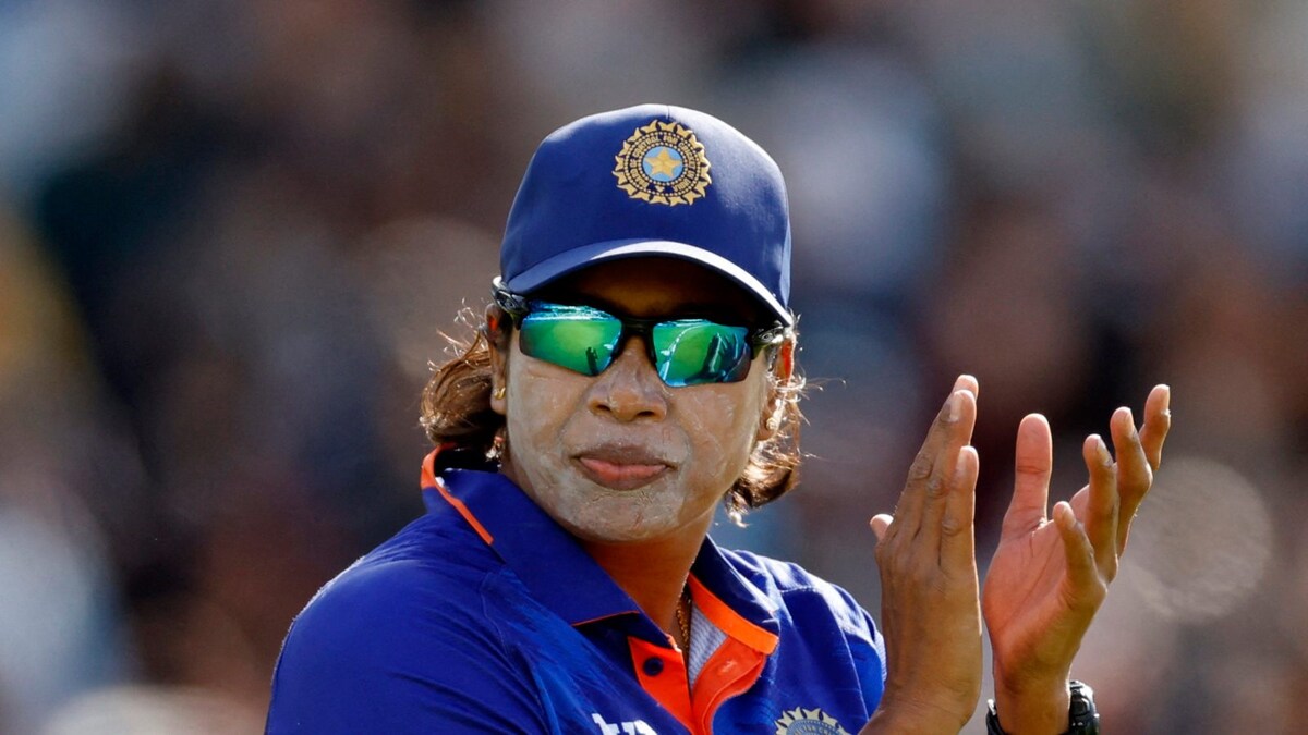 Jhulan Goswami Becomes First Cricketer to Bowl 10,000 Deliveries in ...