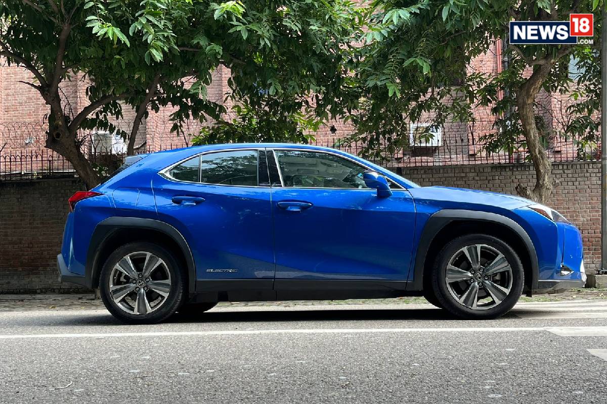 Lexus UX 300e in Pics: See Design, Features, Interior and More in ...