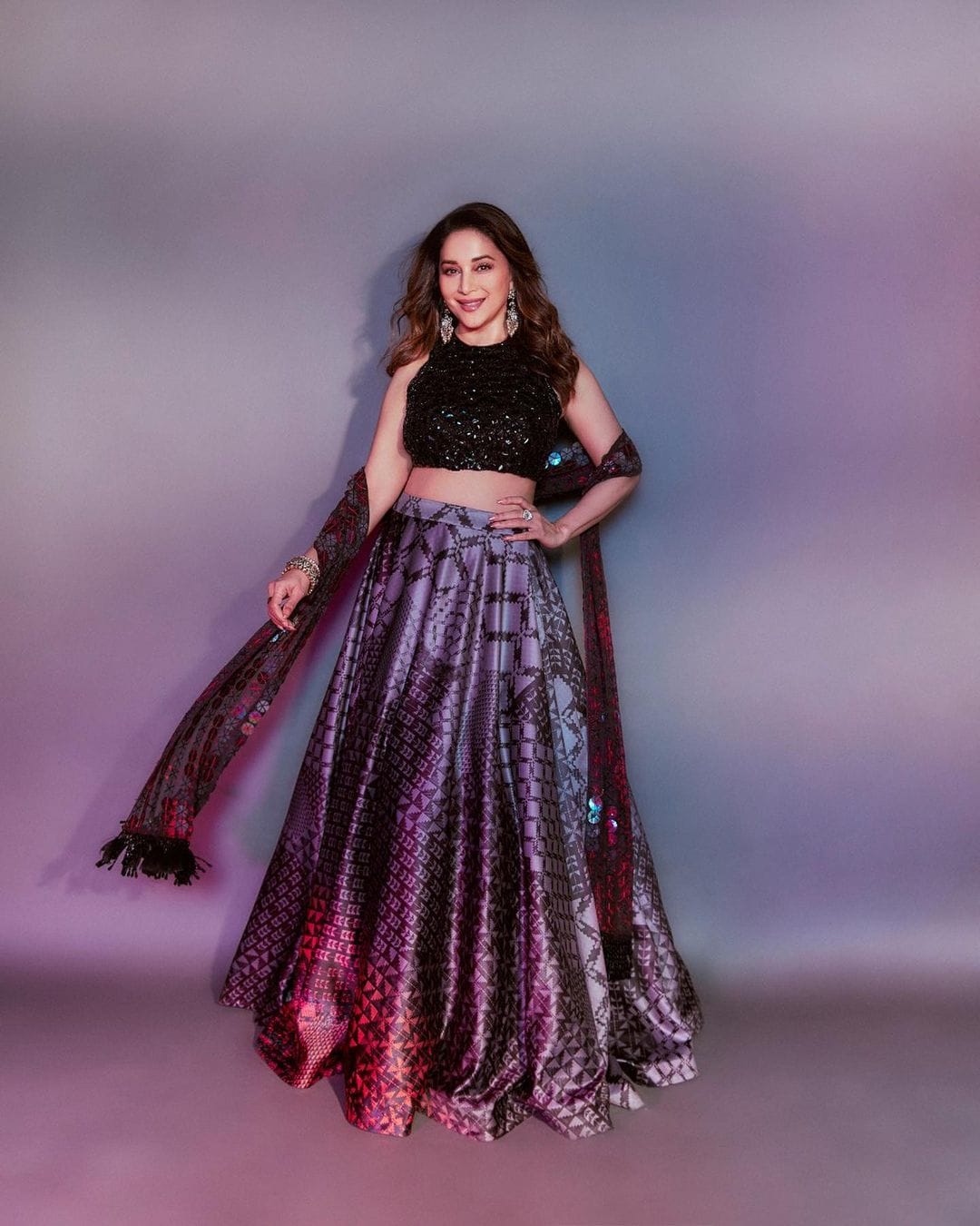 Madhuri Dixit Gives Festive Goals With Vibrant Ethnic Wear Outfits ...