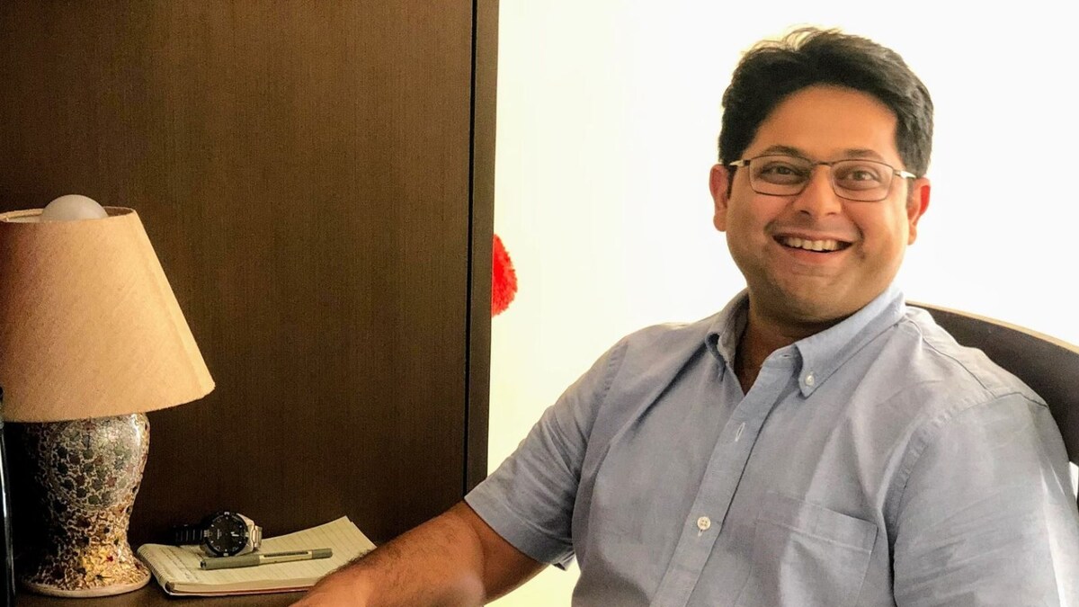 WhatsApp Pay India Head Manesh Mahatme Quits Firm, Joins Amazon: Report ...