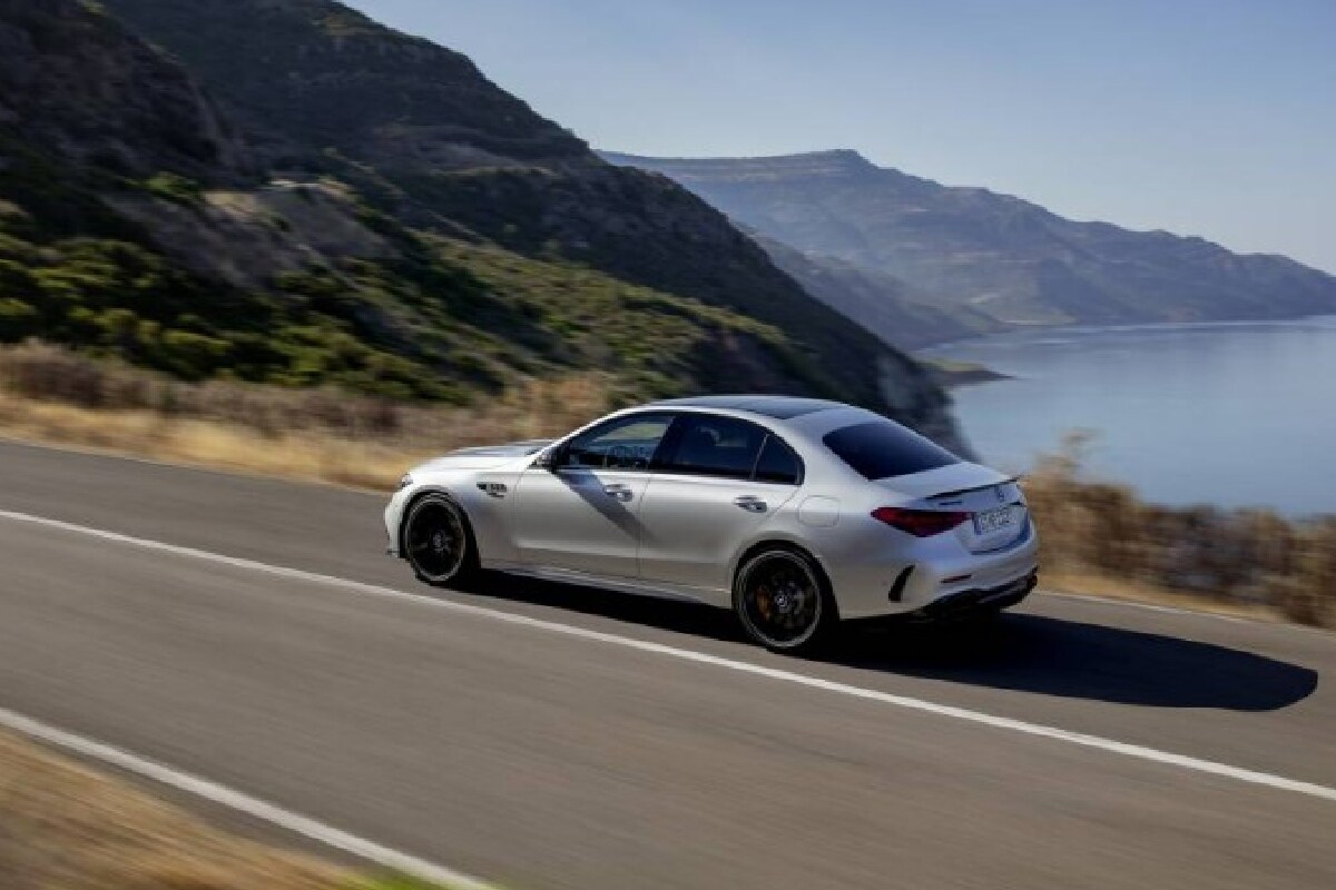 Mercedes-AMG C 63 S E Performance in Pics: Design, Features, Interior ...