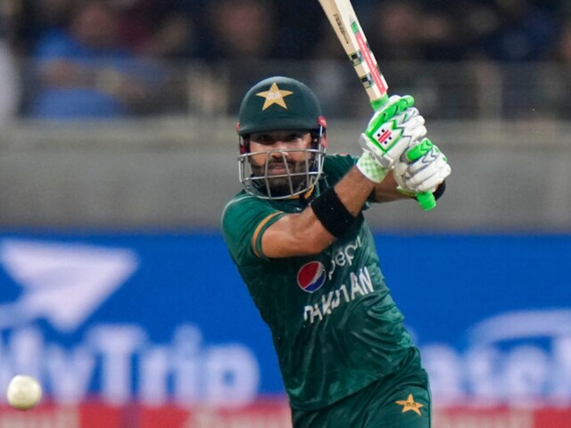 'Pakistan People Said That I Don't Support Rizwan': Wasim Akram Reveals ...