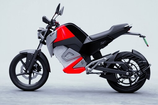 Indian Electric Vehicle Manufacturers Need to Move to LFP Batteries ...